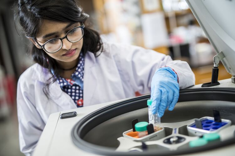 Strengthening science and research | British Council