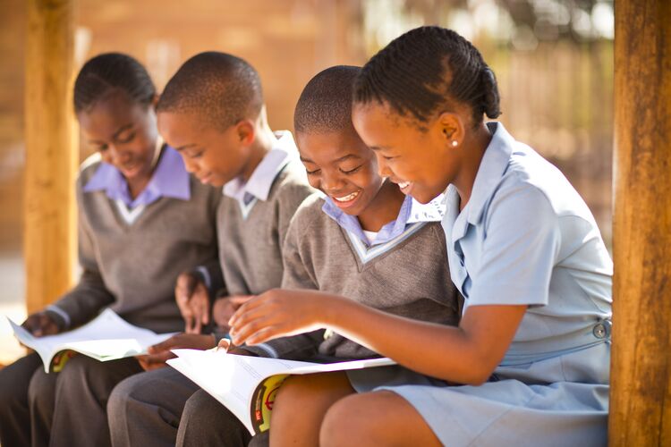 Scoring Second Language Spoken And Written Performance Issues Options And Directions British