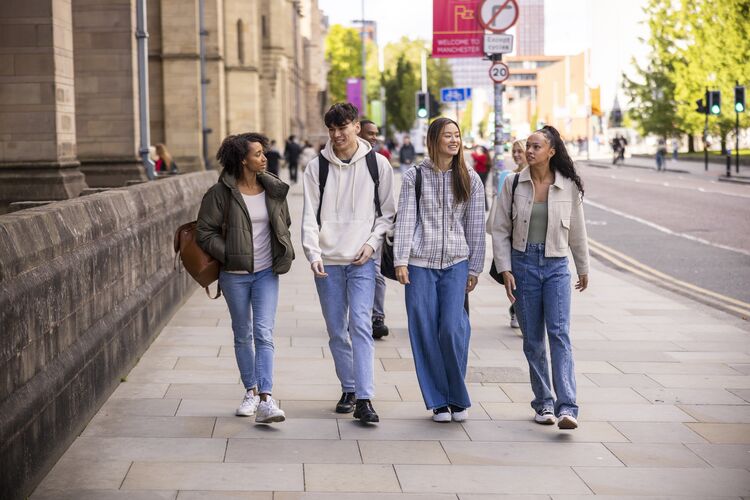 Promoting student mobility, scholarships and alumni networks | British ...