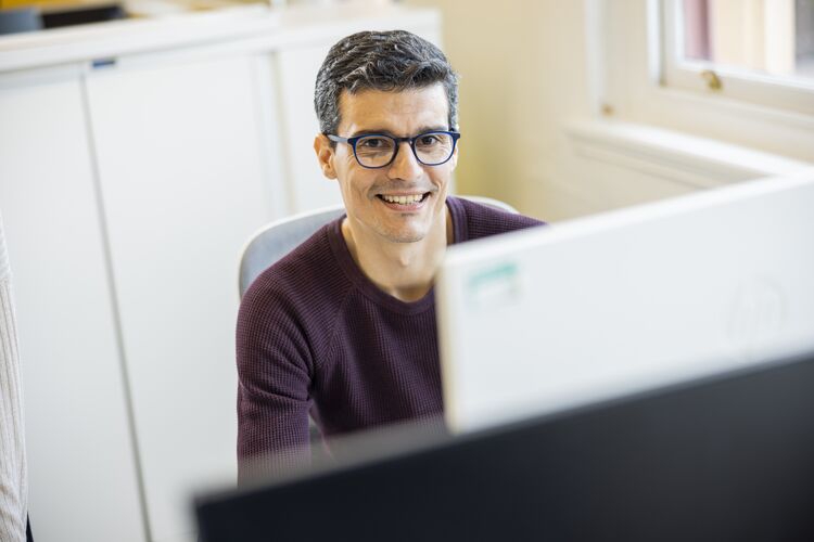 Develop your language teaching skills | British Council